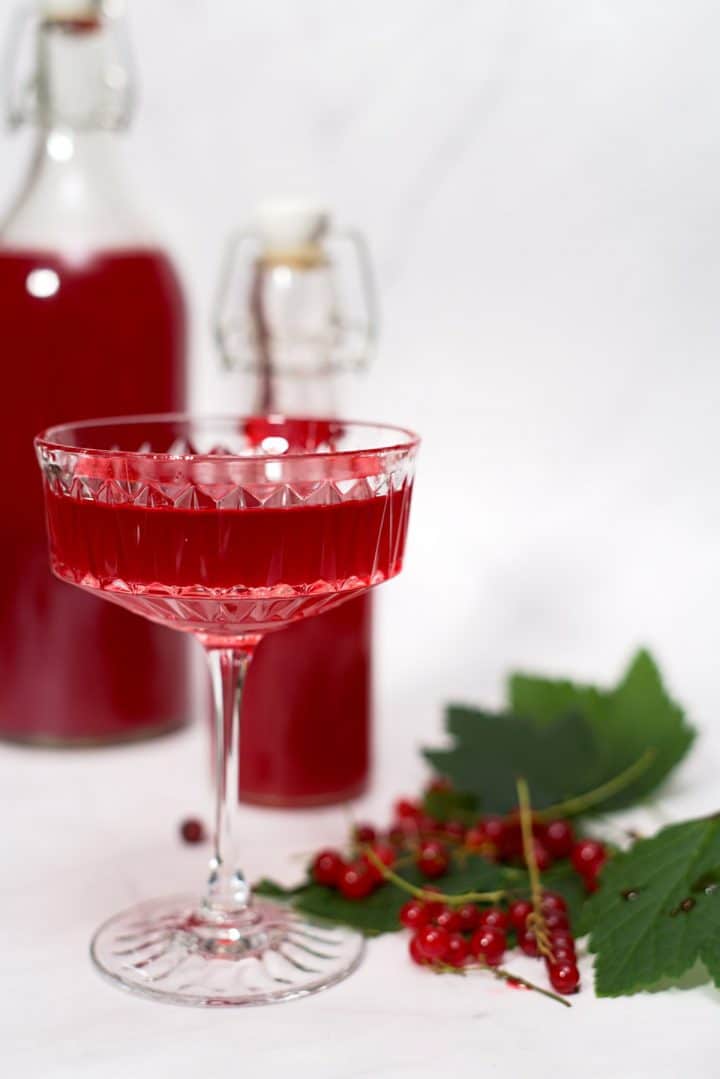 Red currant juice - Scandicuisine